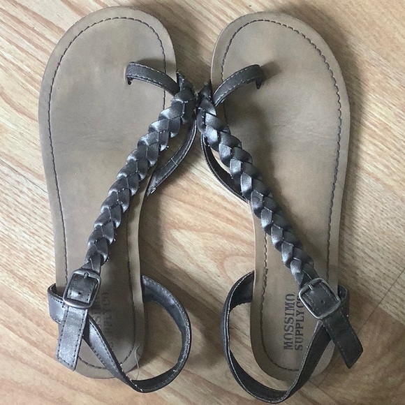 Shoes | Wellworn Silver Strappy Sandals | Poshmark